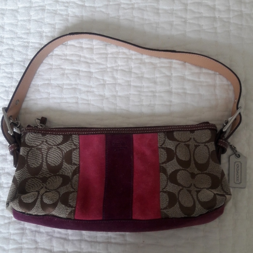 Authentic Coach Raspberry/ Plum Signature Purse - Gem